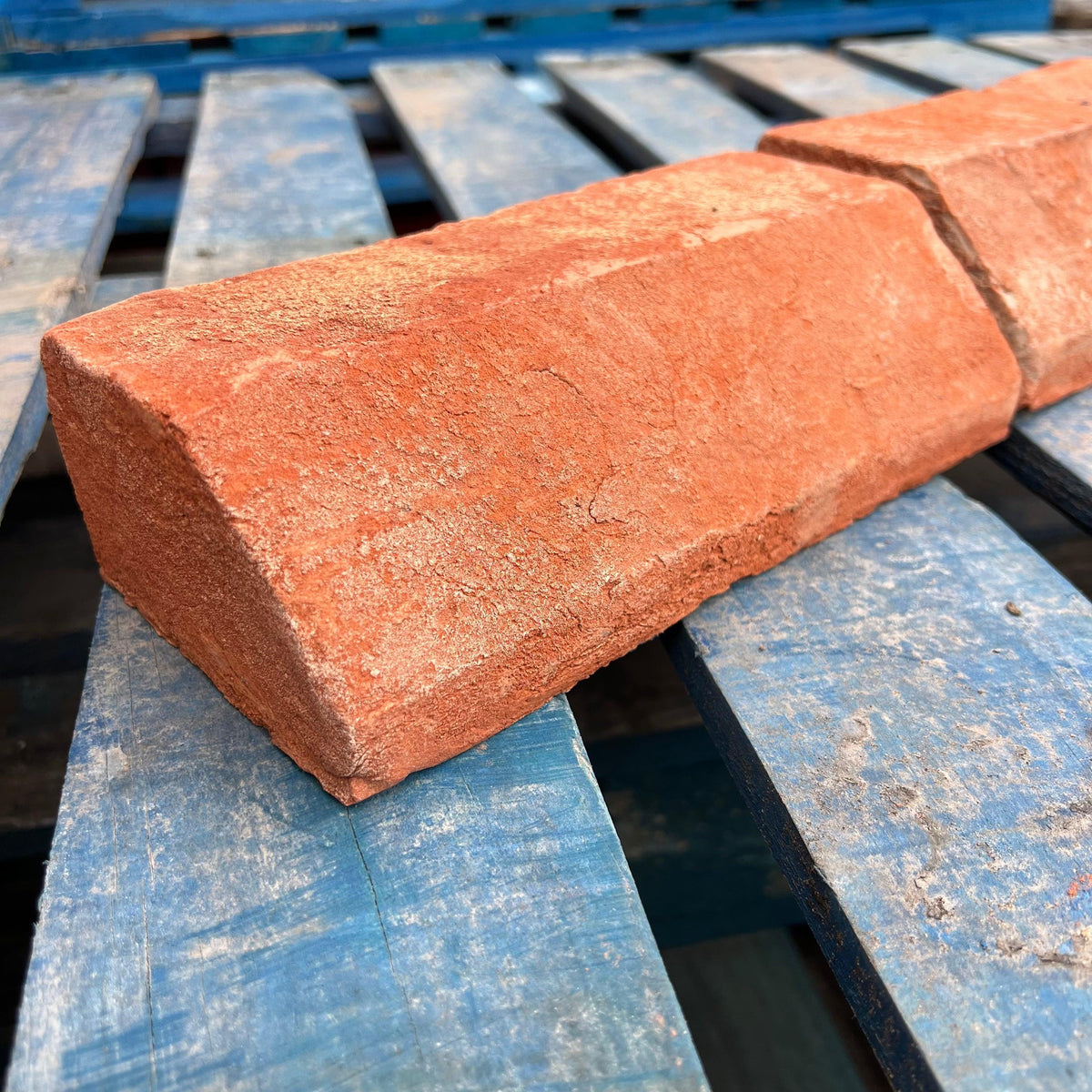 Plinth Stretcher Bricks | Heritage Brick Company