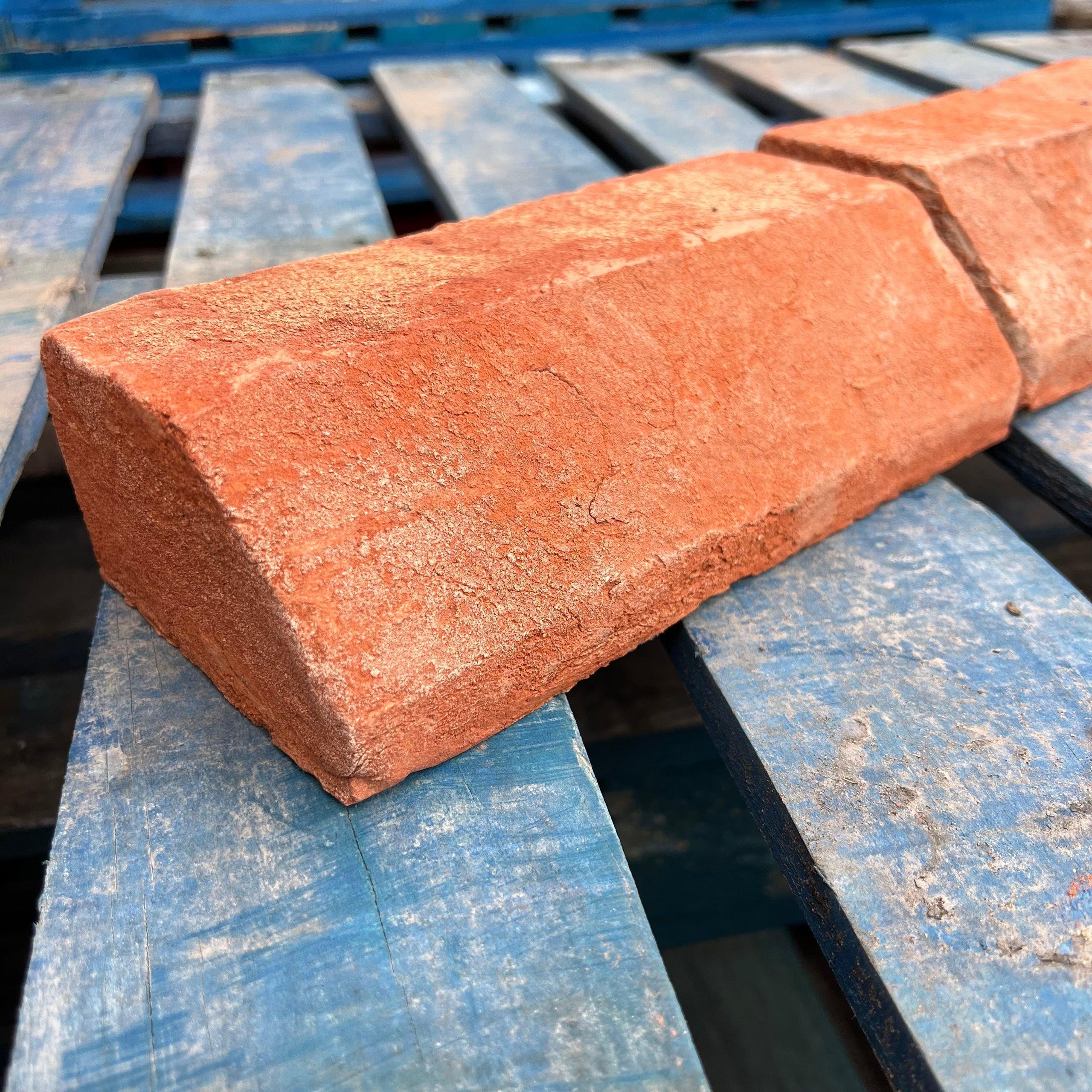 Plinth Stretcher Bricks | Heritage Brick Company