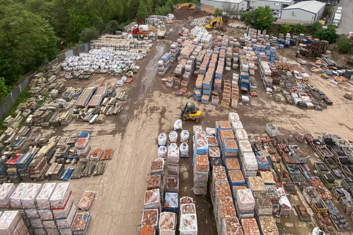 Plinth Stretcher Bricks | Heritage Brick Company